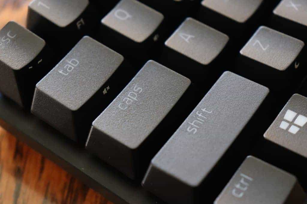 Razer Huntsman Mini vs Huntsman TE - Switch and Click