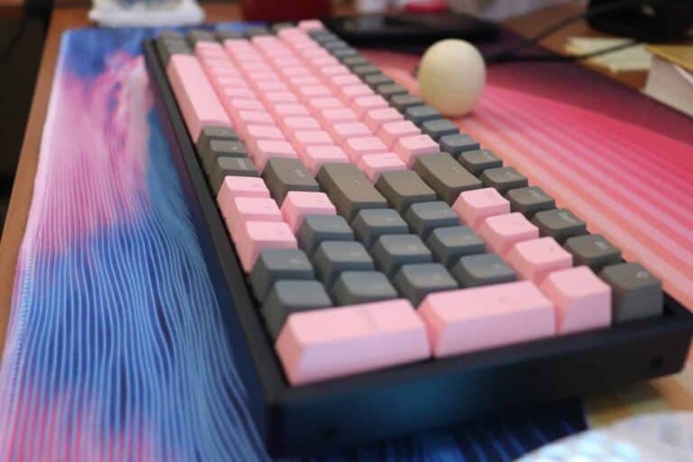 Best Mechanical Keyboards for Programming - Switch and Click