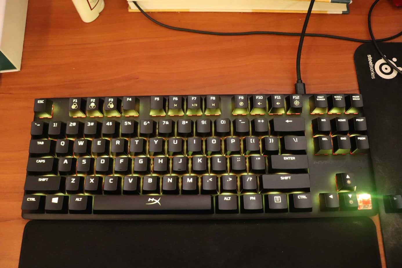 Redragon Kumara K552 RGB Keyboard Review - Switch and Click