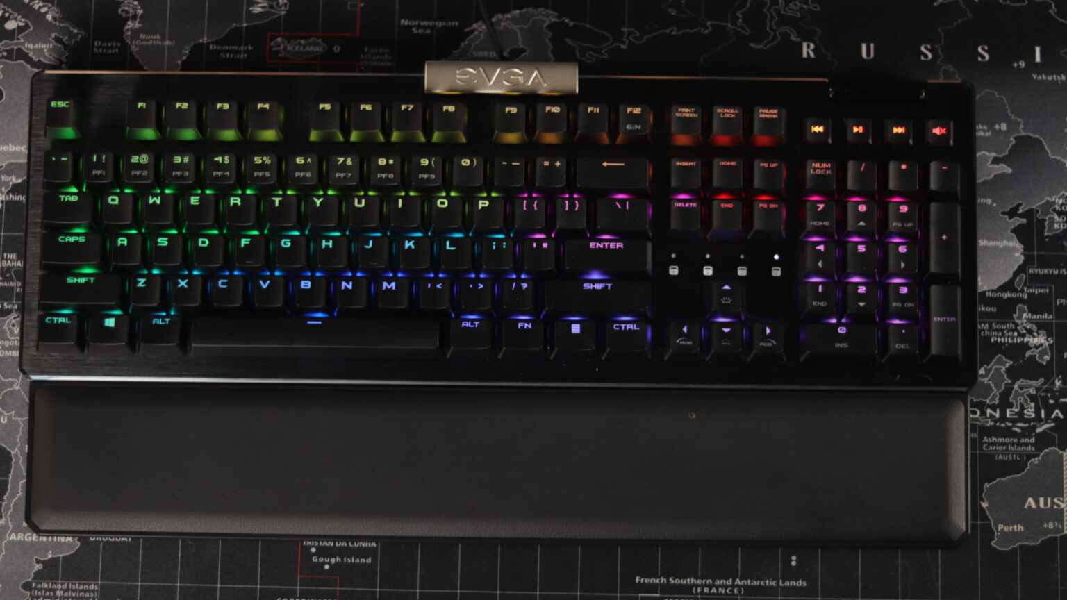 EVGA Z15 Review: A Wicked Fast Gaming Keyboard - Switch and Click