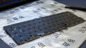 How to PE Foam Mod your Keyboard - Switch and Click