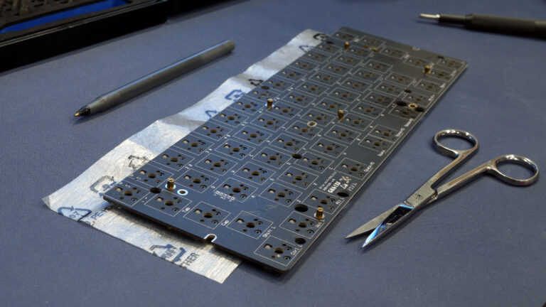 How to PE Foam Mod your Keyboard - Switch and Click