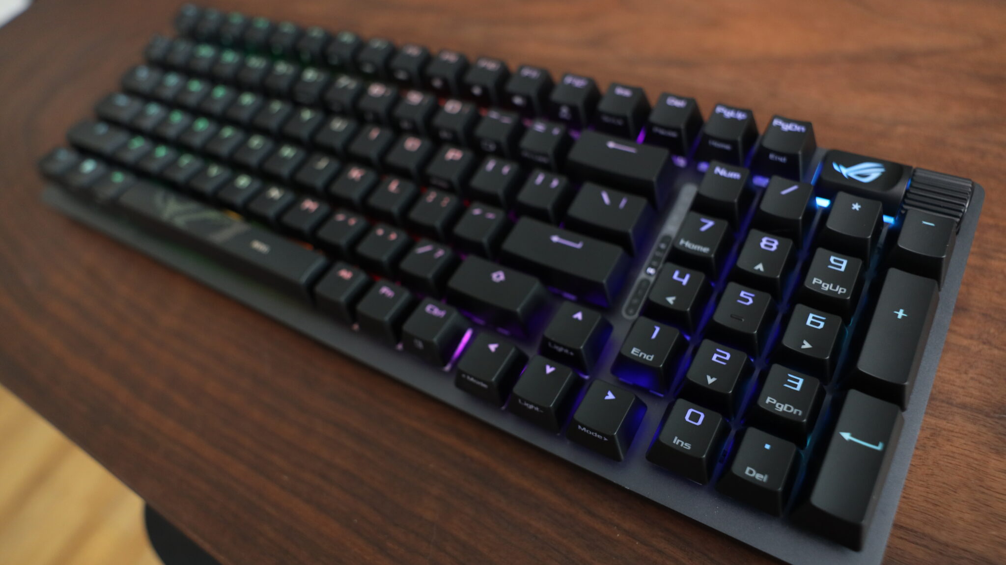 ASUS ROG Strix Scope II 96 Review: It Actually Sounds GOOD