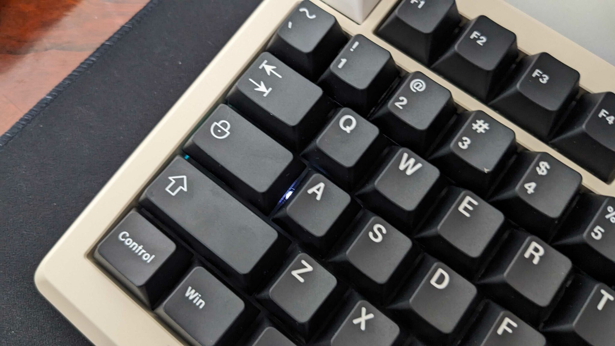 Luminkey75 Review: A Custom Keyboard that you Don't Need to Build