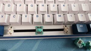 Royal Kludge RK61 Plus: An Updated and Revamped Version of a Highly ...