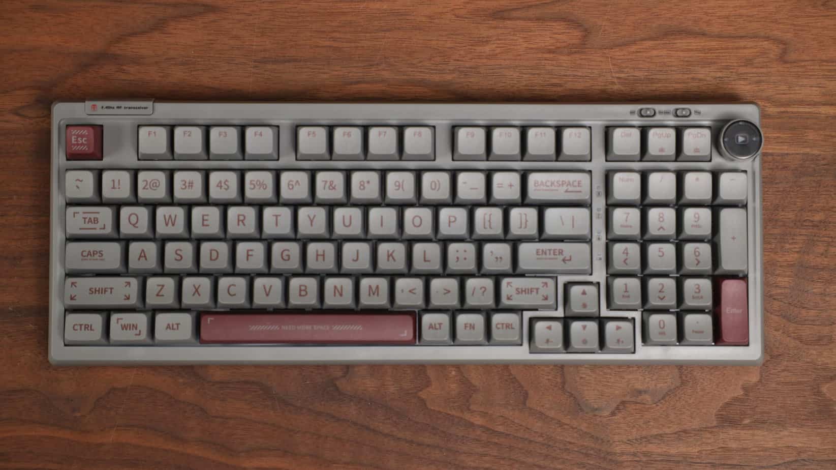 Epomaker RT100 - This Keyboard has Some Crazy Options