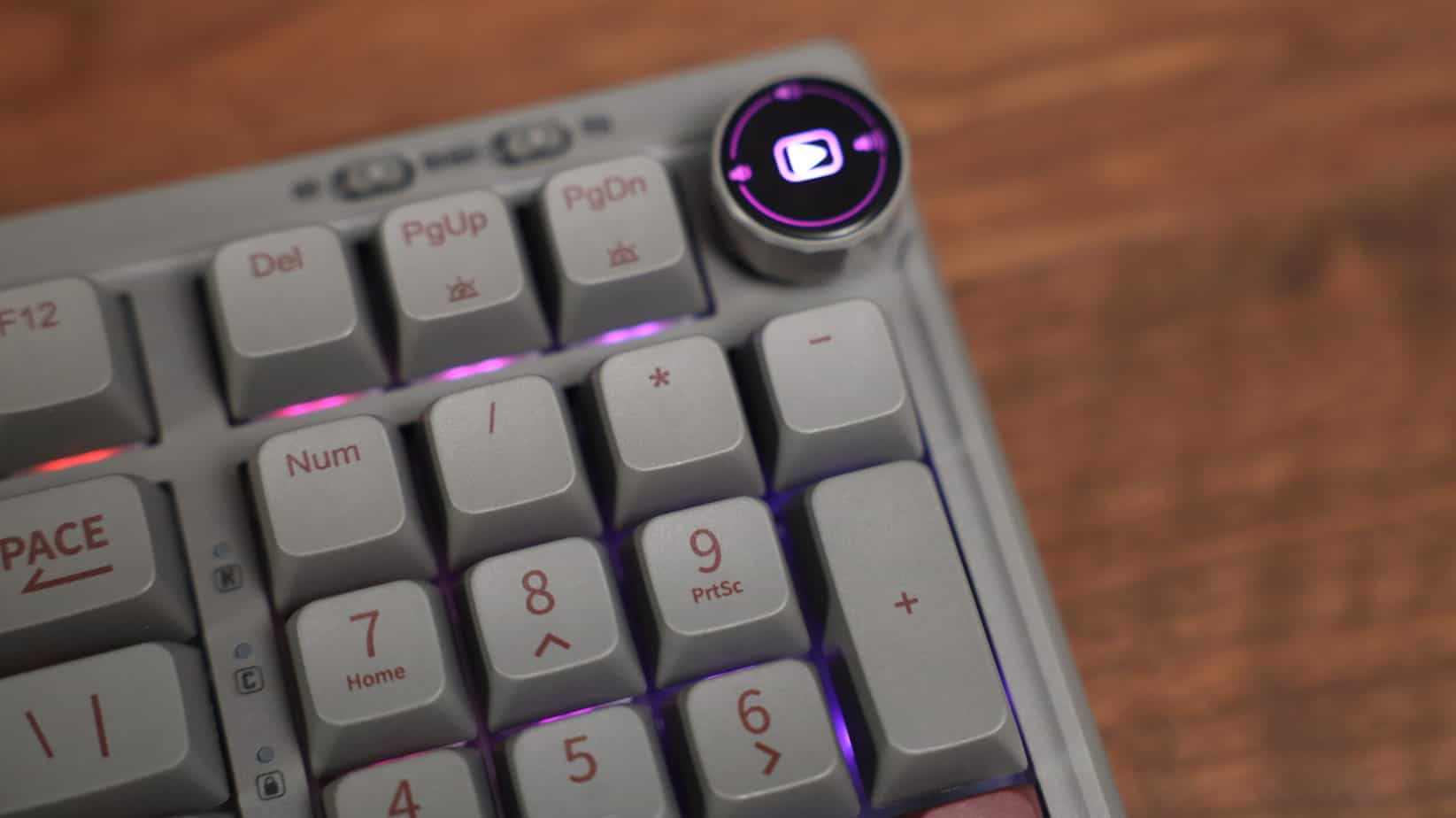 Epomaker RT100 - This Keyboard has Some Crazy Options